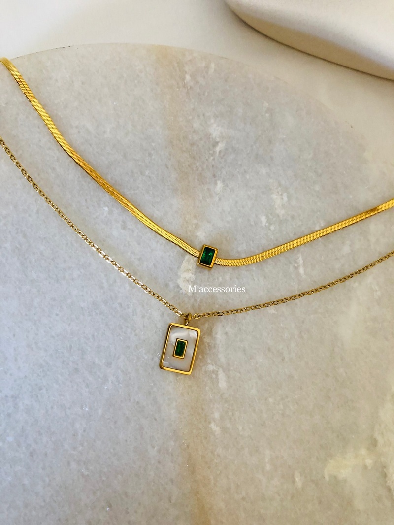 Emerald Layer Necklace - M Accessories