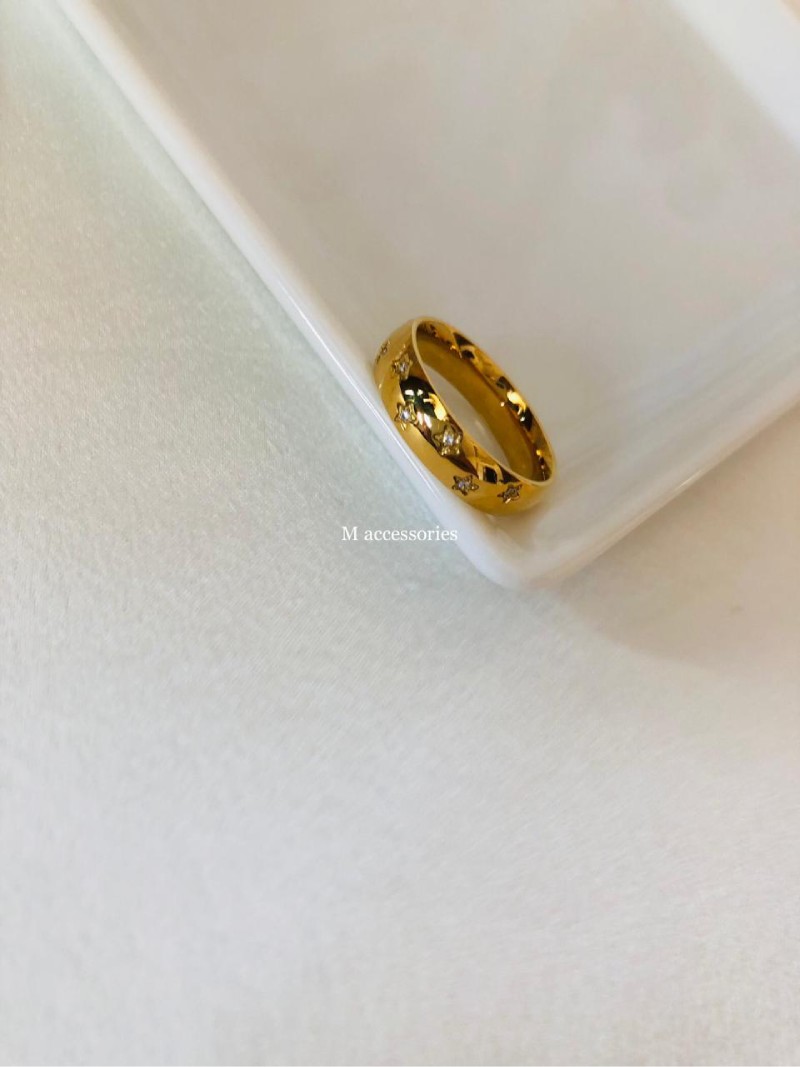 Layla Ring - M Accessories